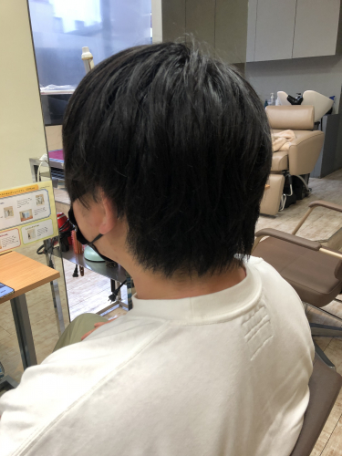 動きや遊びが出るパーマスタイル